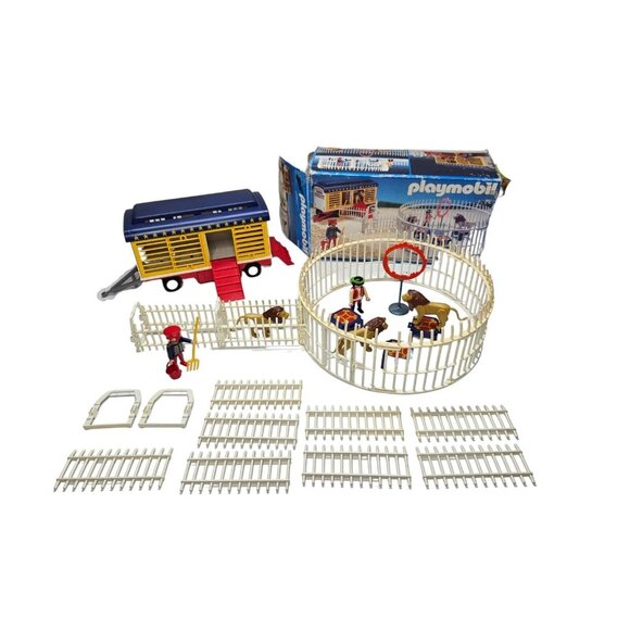 Playmobil | Toys | Vintage Playmobil 3727 Lion Tamers Romani Circus ...